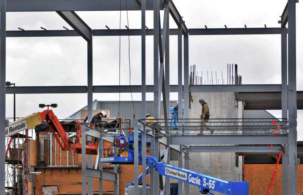 Clifton Park mall adds new stores