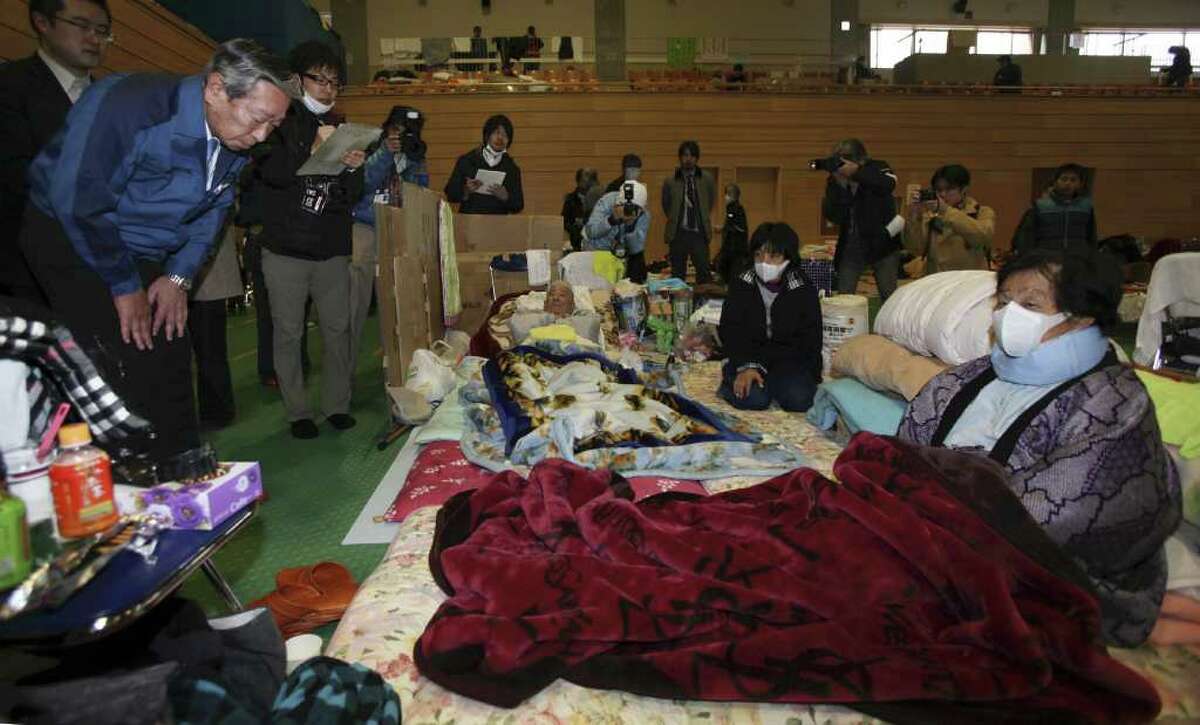 Power lines up at leaking Japan nuclear plant
