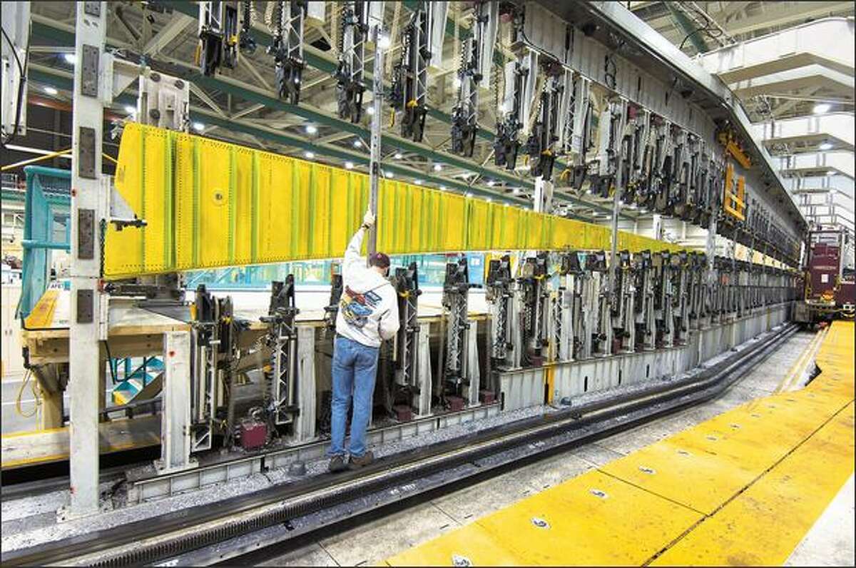 Aerospace Notebook: Major assembly begins on first 777 freighter