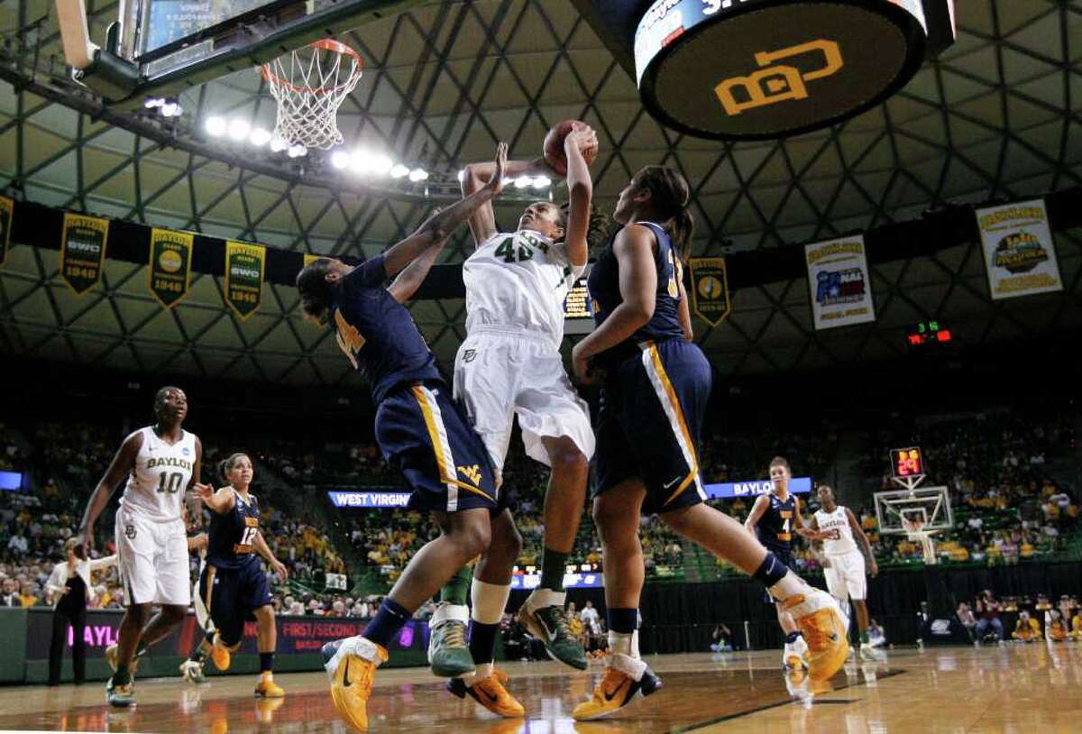 Griner's masterpiece leads Lady Bears into Sweet 16
