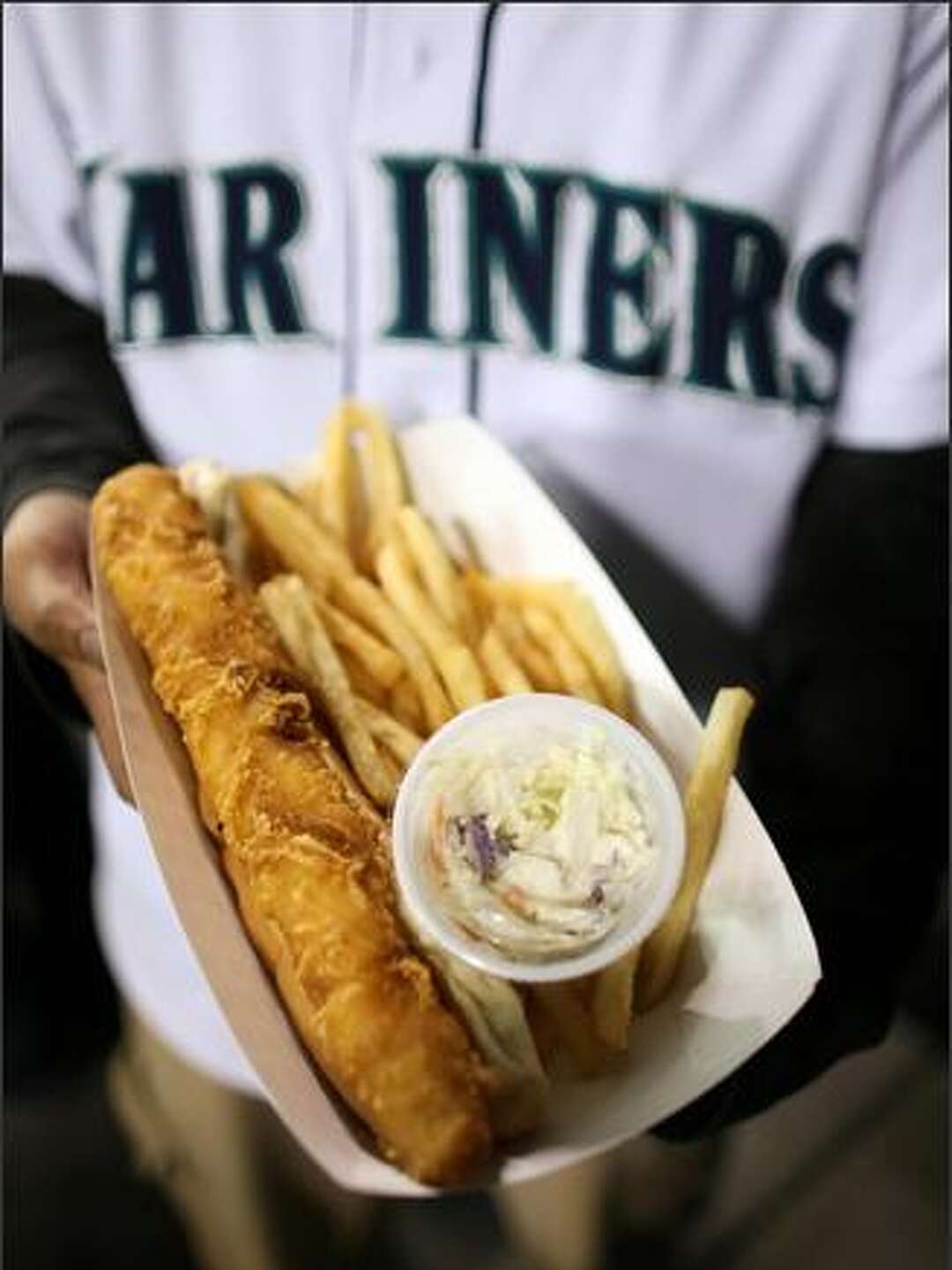 On Dining: Safeco's new food lineup looks like a winner