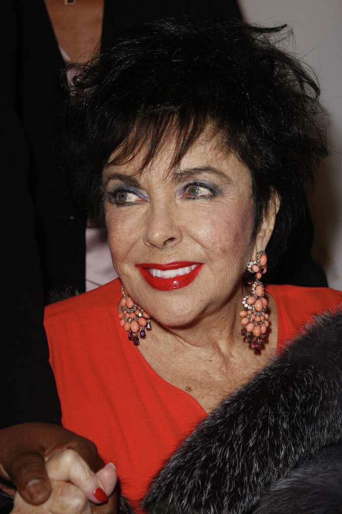 Peek inside Elizabeth Taylor's Virginia farm