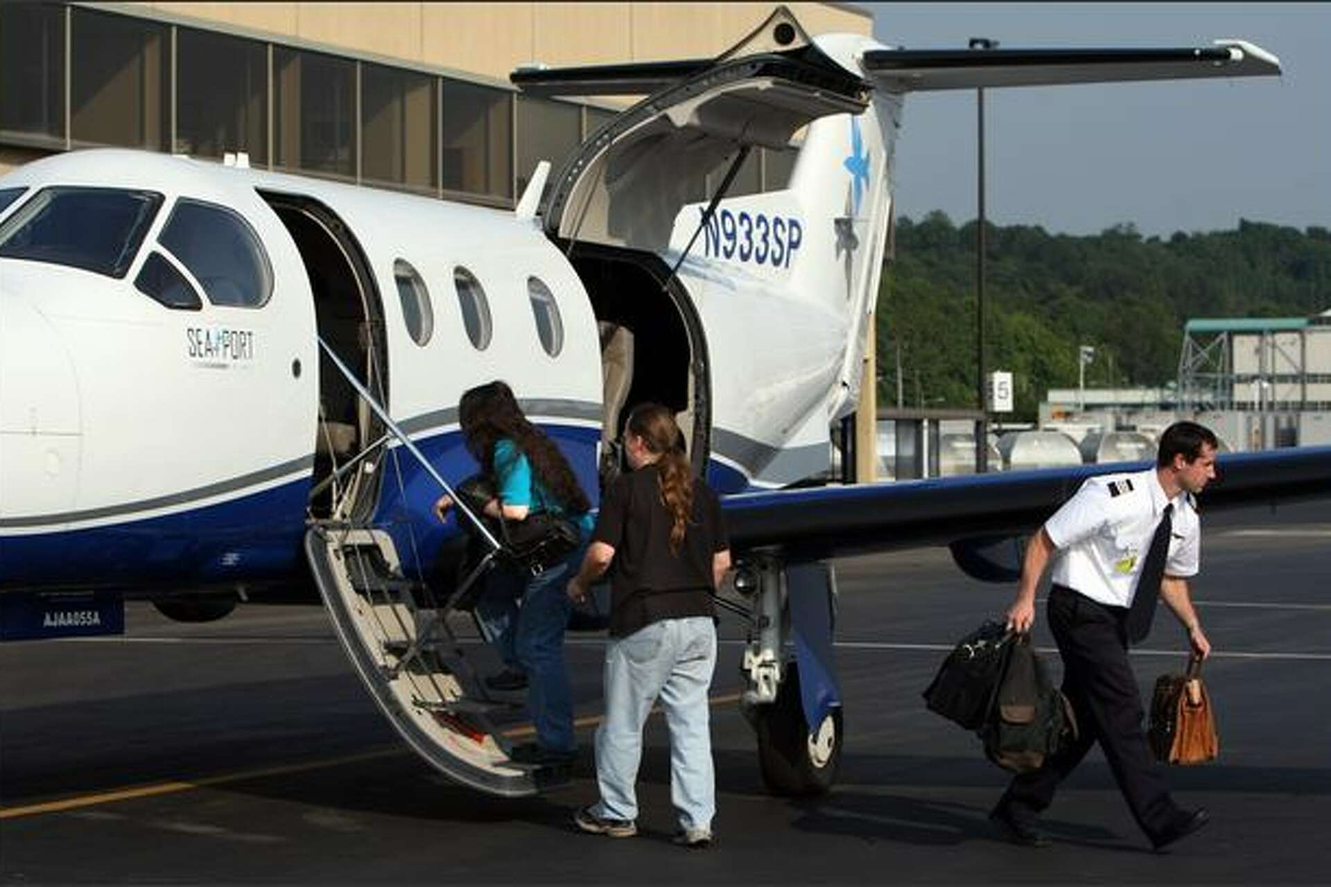 Aerospace Notebook: Upstart airline takes aim at Seattle-Portland ...