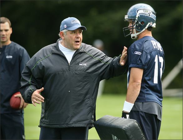Born to coach, Gilbertson adds new Seahawk post to long résumé