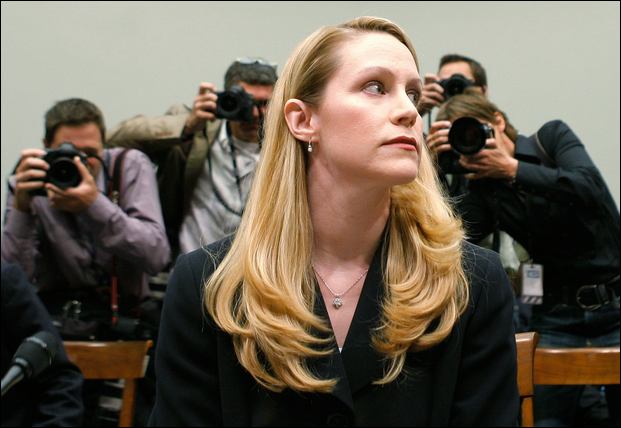 Politics dictated prosecutors' hiring, report says