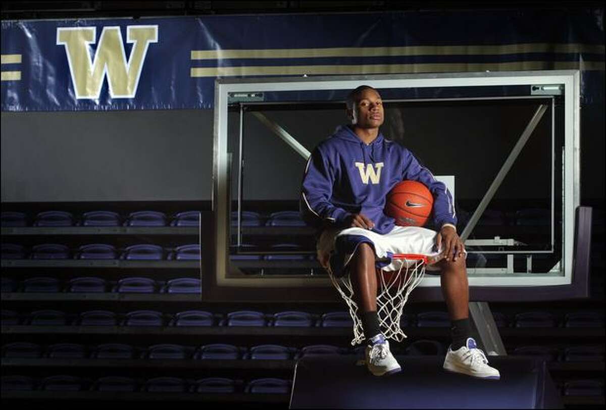 Freshman phenom Isaiah Thomas counted on to resurrect UW hoops