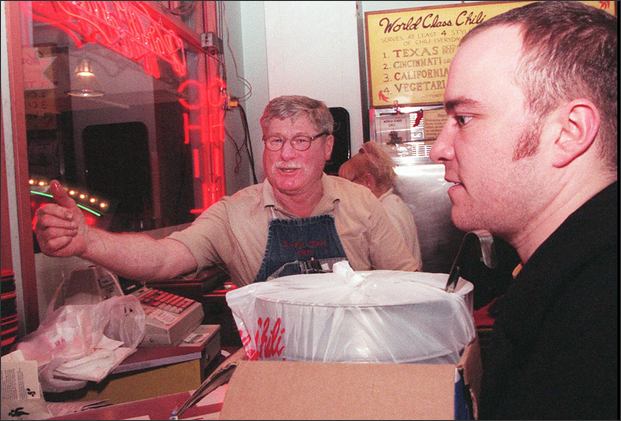 Joe Canavan -- 1930-2008: Chili shop owner 'celebrated life'