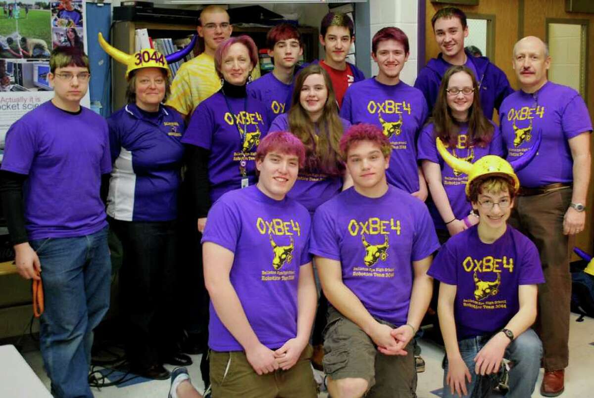 Robotics team shows off skills