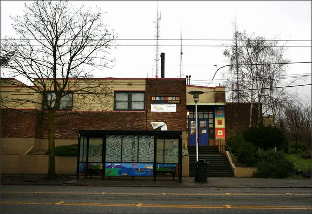 School chief sets final closure proposal