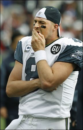 A lot riding on Hasselbeck's back