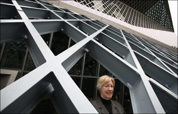 Big challenges await city's new librarian