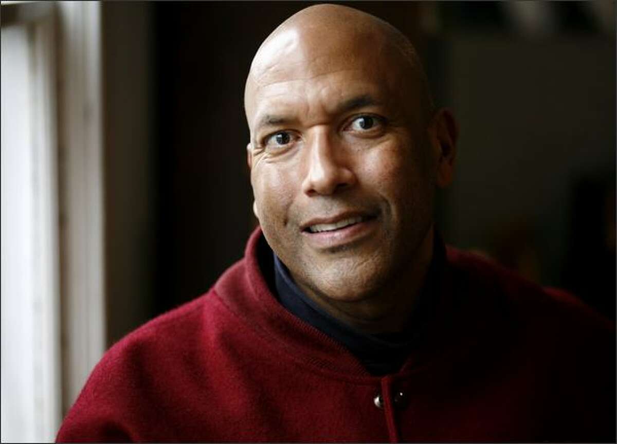 Go 2 Guy: Donaldson seeks new heights with mayoral run