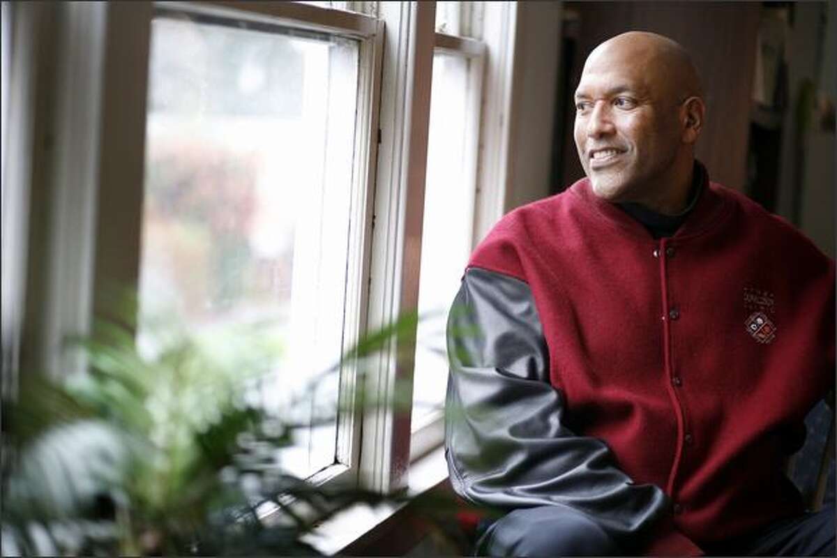 Go 2 Guy: Donaldson seeks new heights with mayoral run