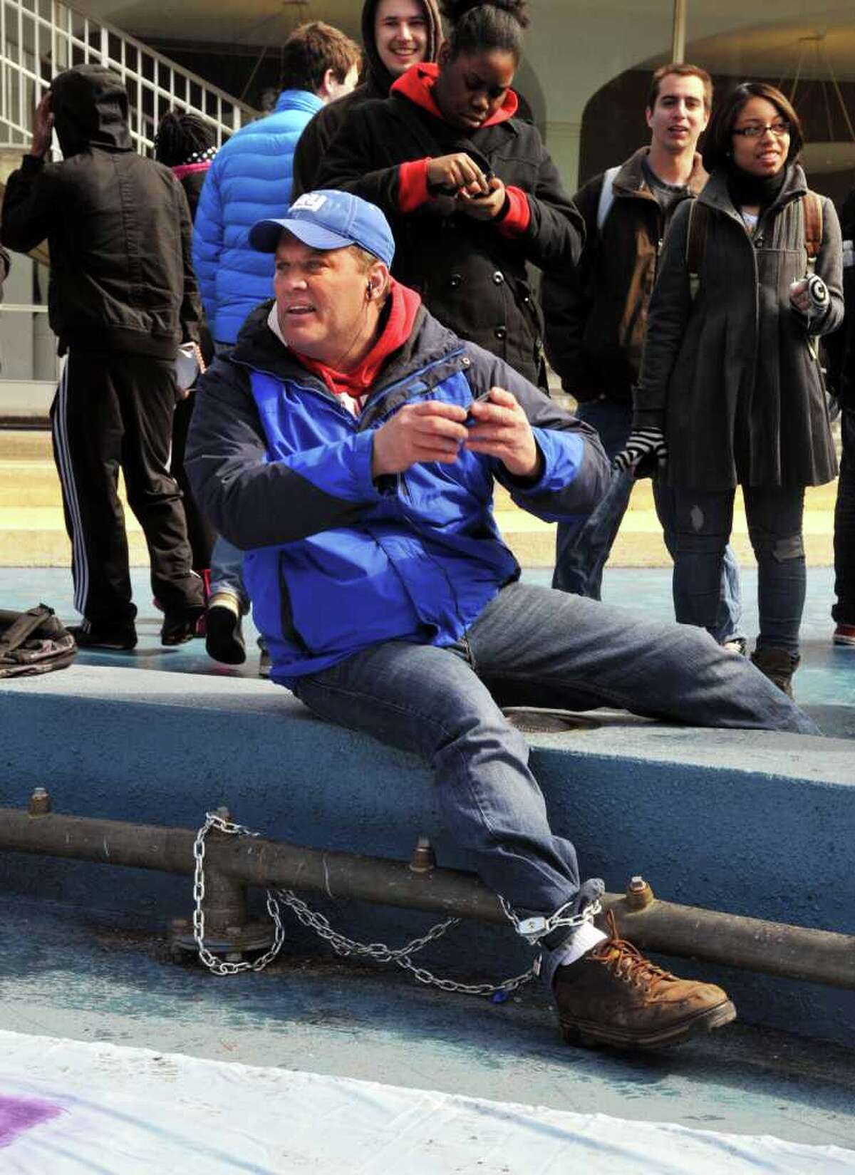 UAlbany student starts weekend protest of Fountain Day's suspension