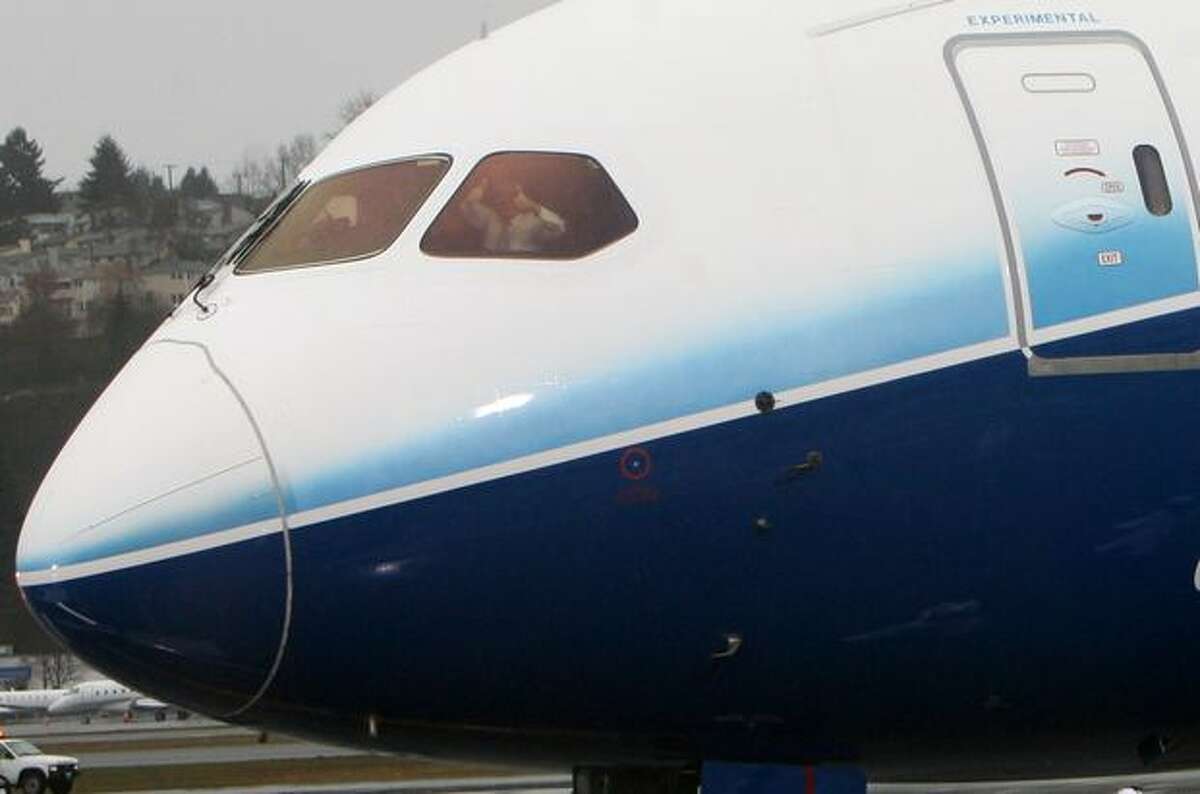 Boeing decommissions first 787