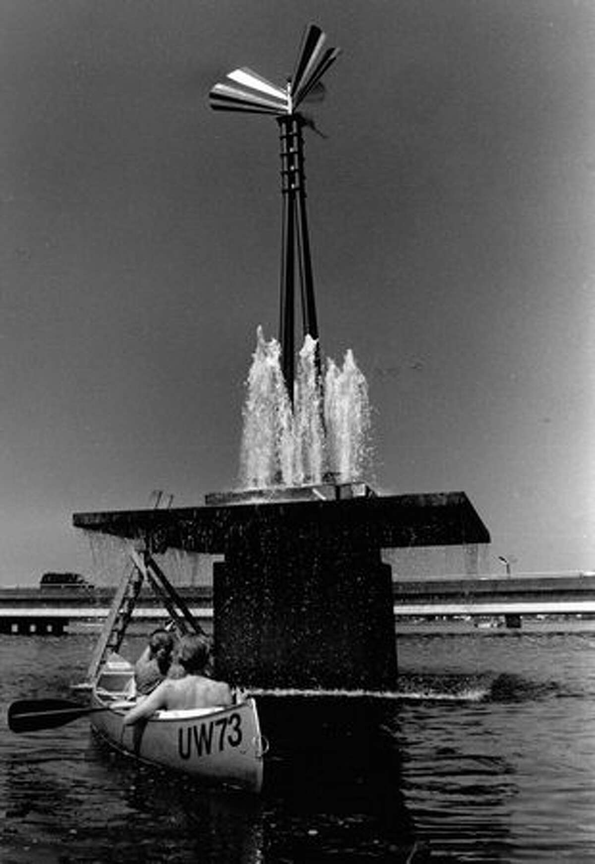 Photos: As new 520 bridge opens westbound lanes, look back on the old one