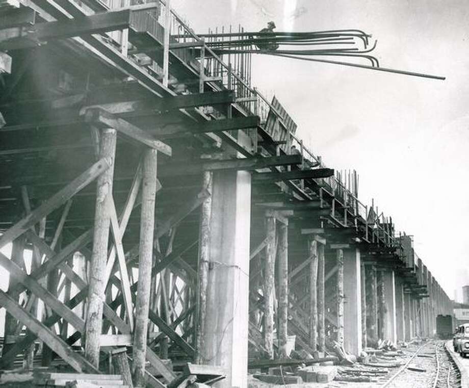 Wander Seattle's Alaskan Way viaduct, new tunnel in upcoming ...