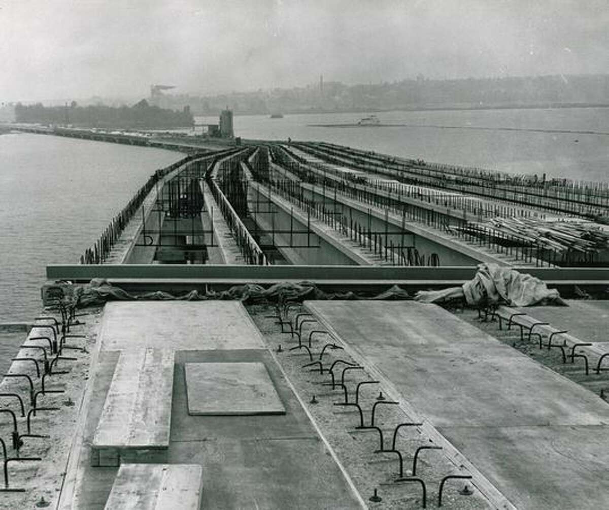 Photos: As new 520 bridge opens westbound lanes, look back on the old one