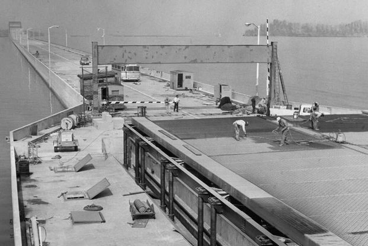 Photos: As new 520 bridge opens westbound lanes, look back on the old one
