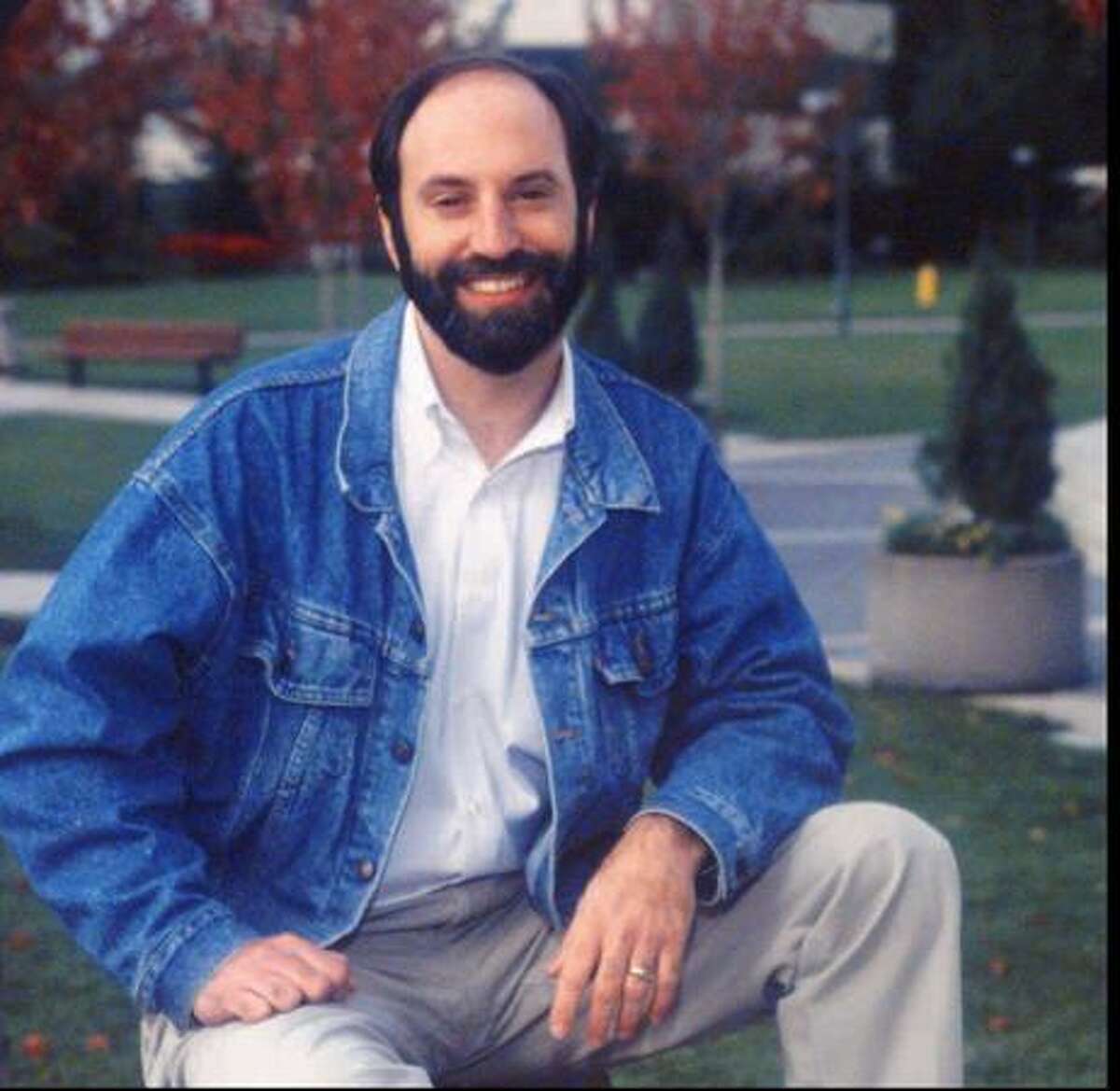 Microsoft ties $26 billion purchase of LinkedIn to Office 365