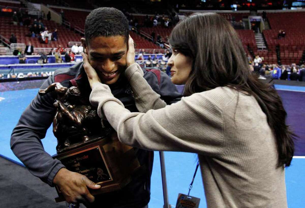 Robles brings career to perfect end