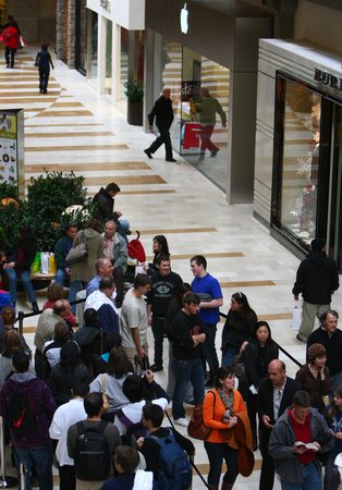 Microsoft Store opens at Bellevue Square