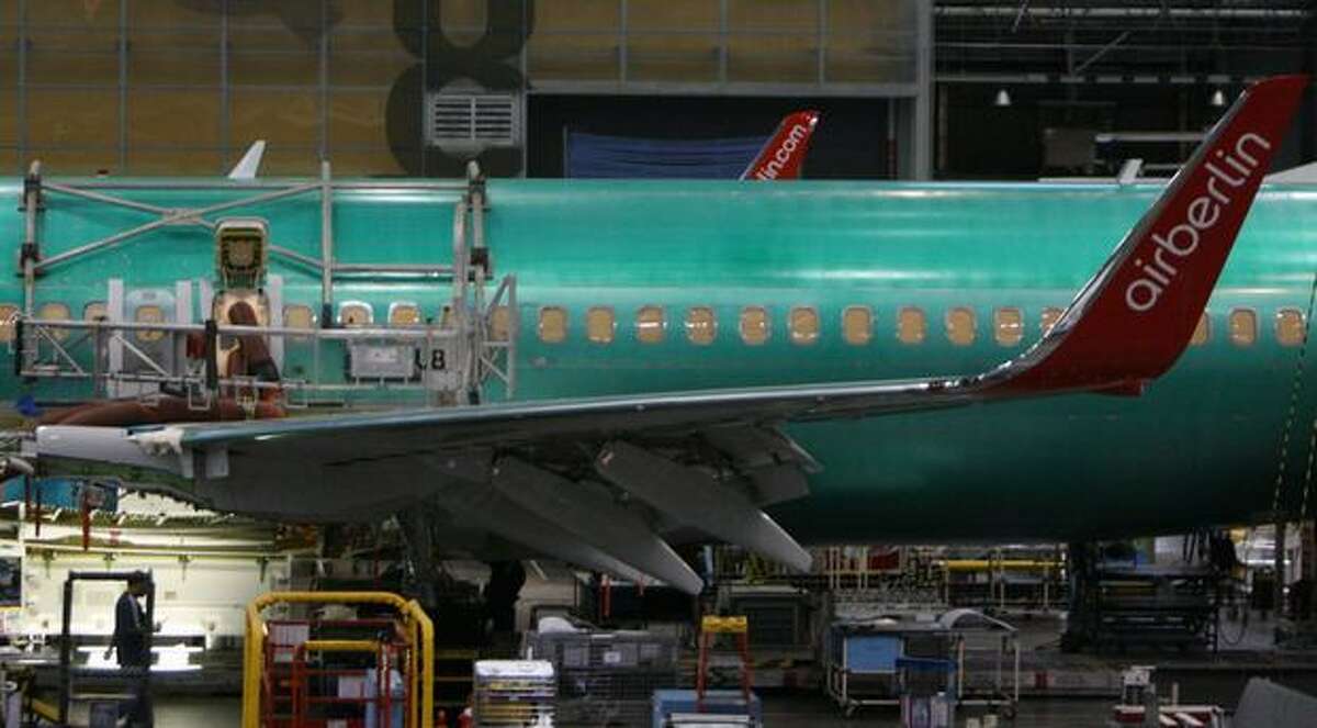 Boeing 737 assembly