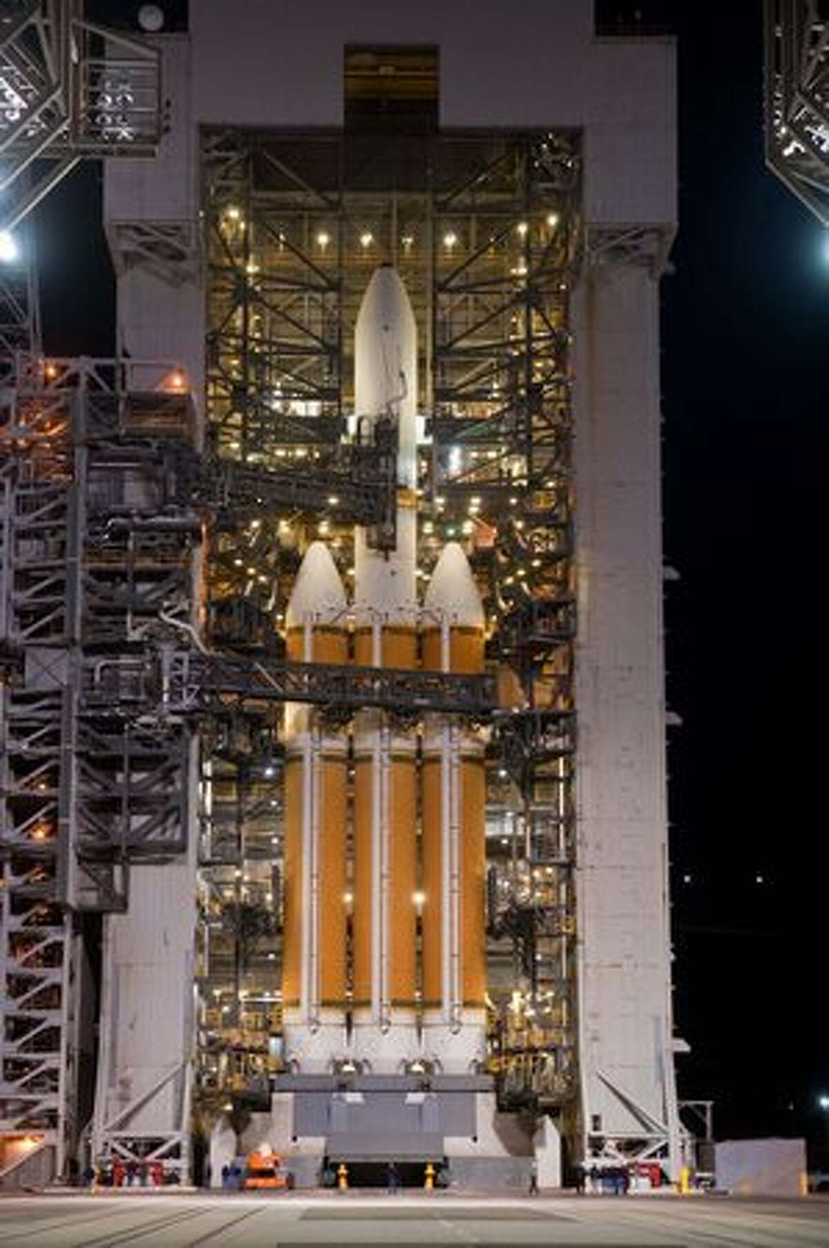 Delta IV rocket launch