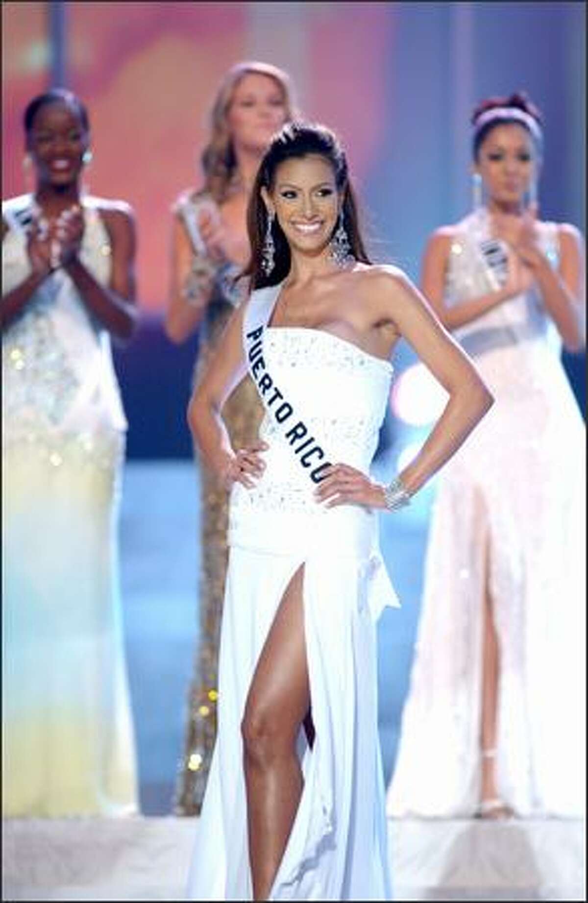 Miss Universe (2004) -- Top 10