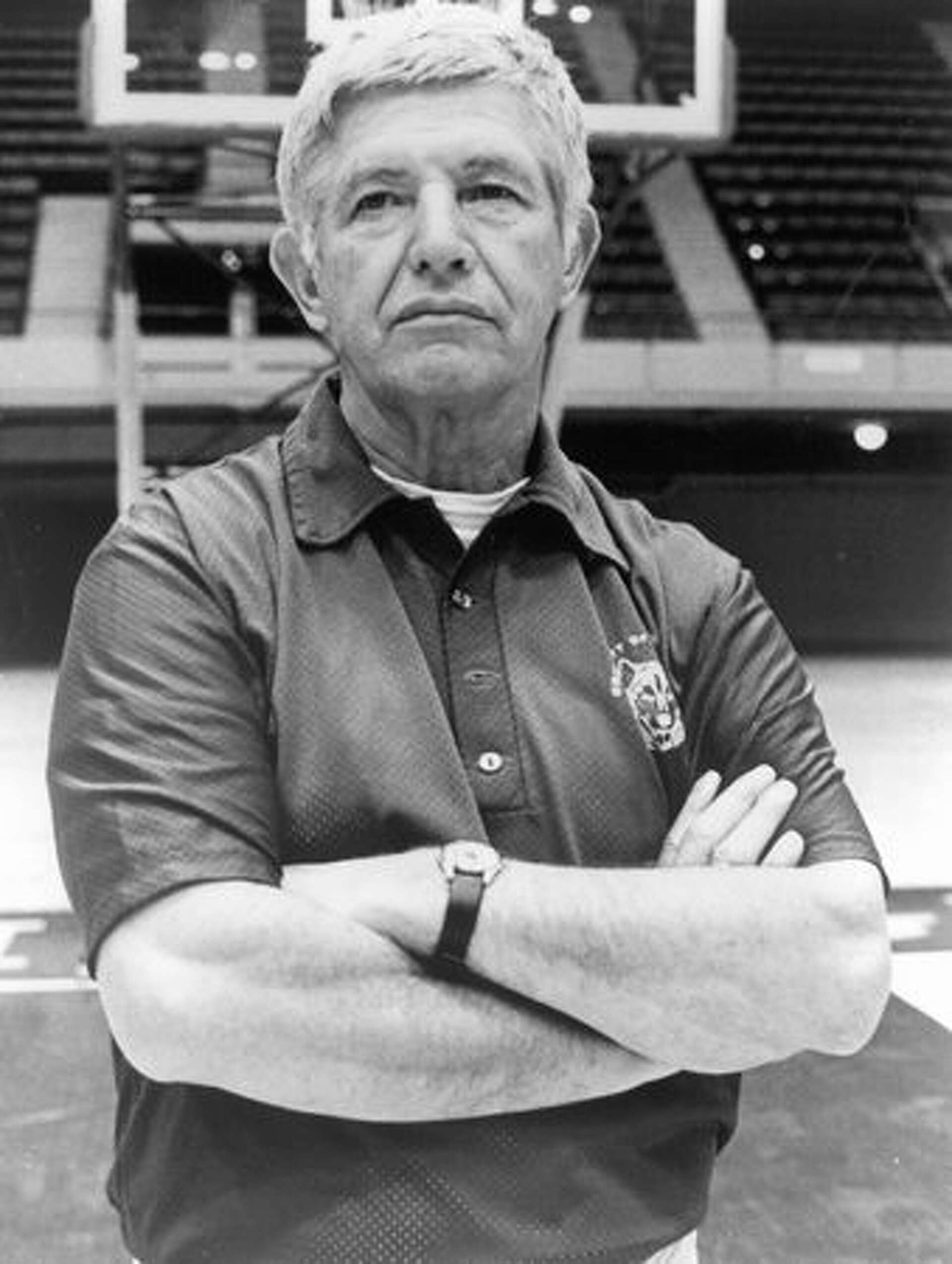 Legendary Washington basketball coach Marv Harshman dead at 95