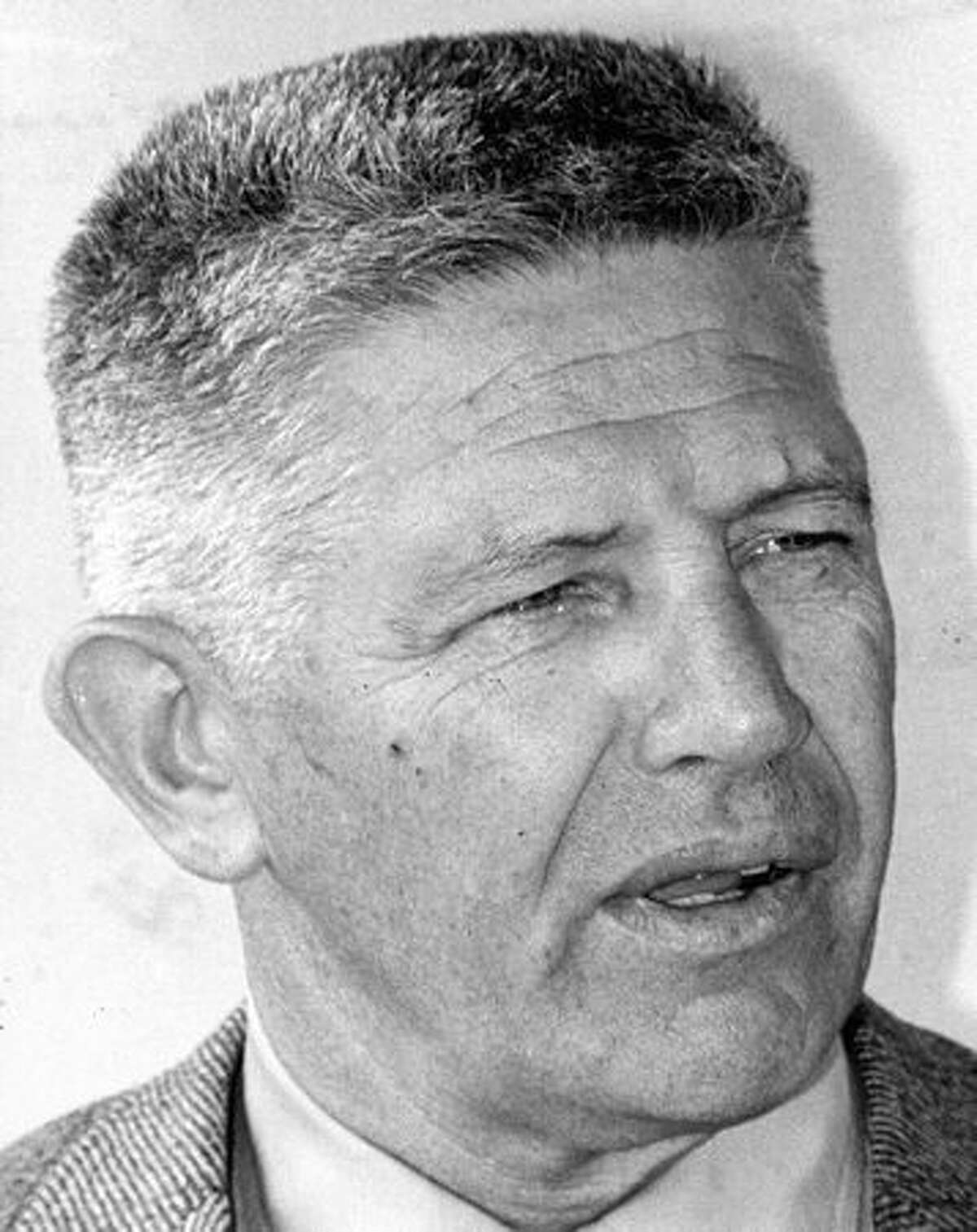 Legendary Washington basketball coach Marv Harshman dead at 95