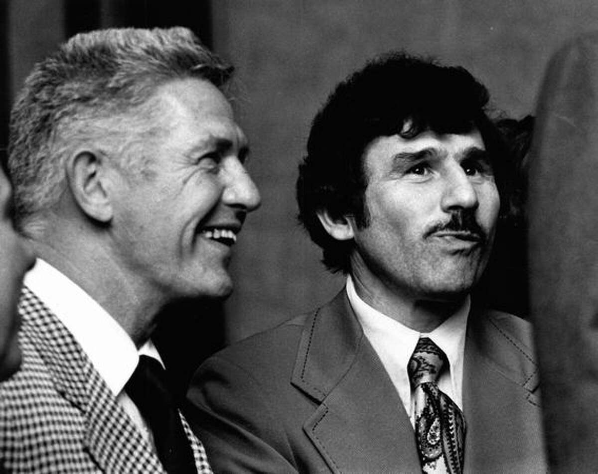 Legendary Washington basketball coach Marv Harshman dead at 95