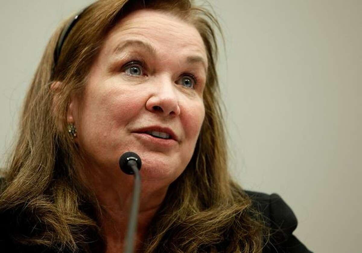 Elizabeth Edwards dies