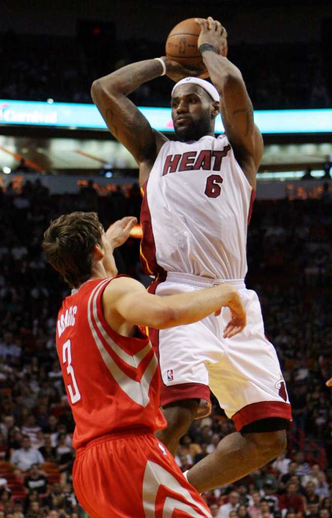 Heat's 'Big Three' each go for 30