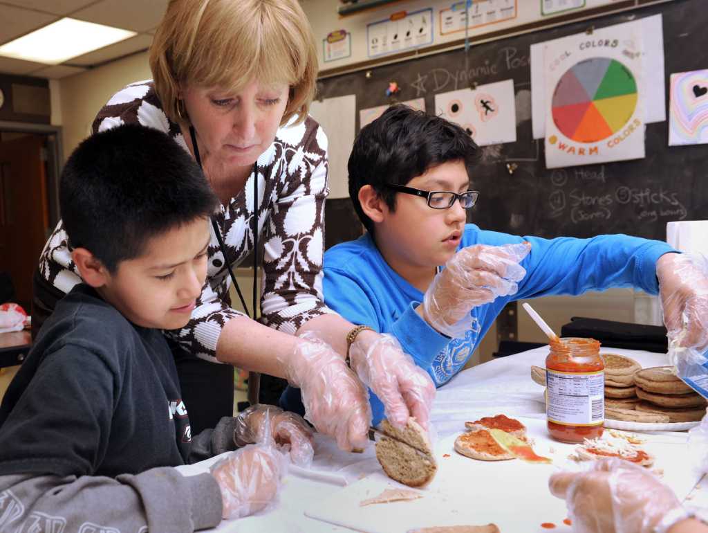 After-school program teaches Morris Street kids to be leaders