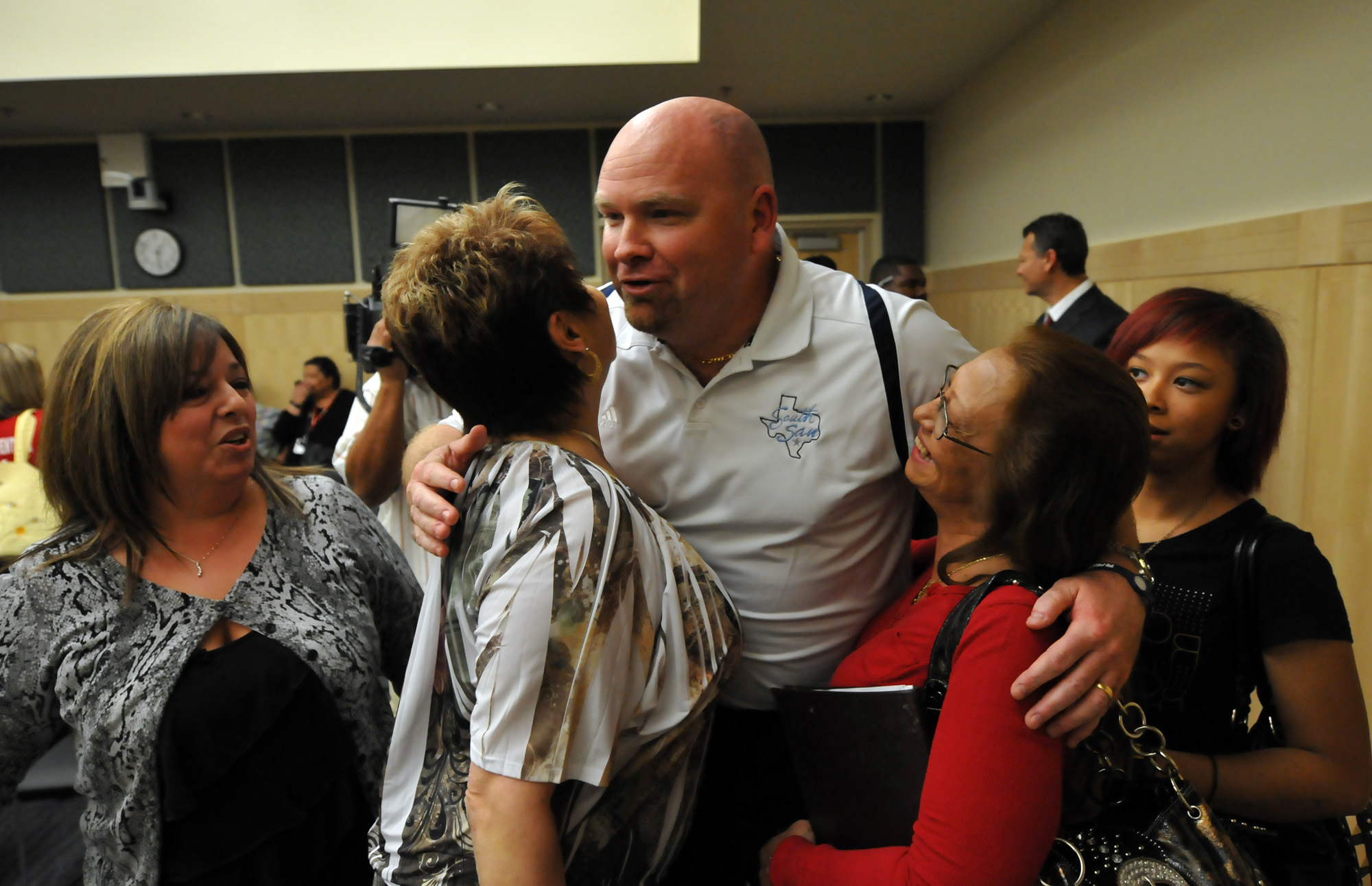 No meeting, no suspension for South San ISD leader