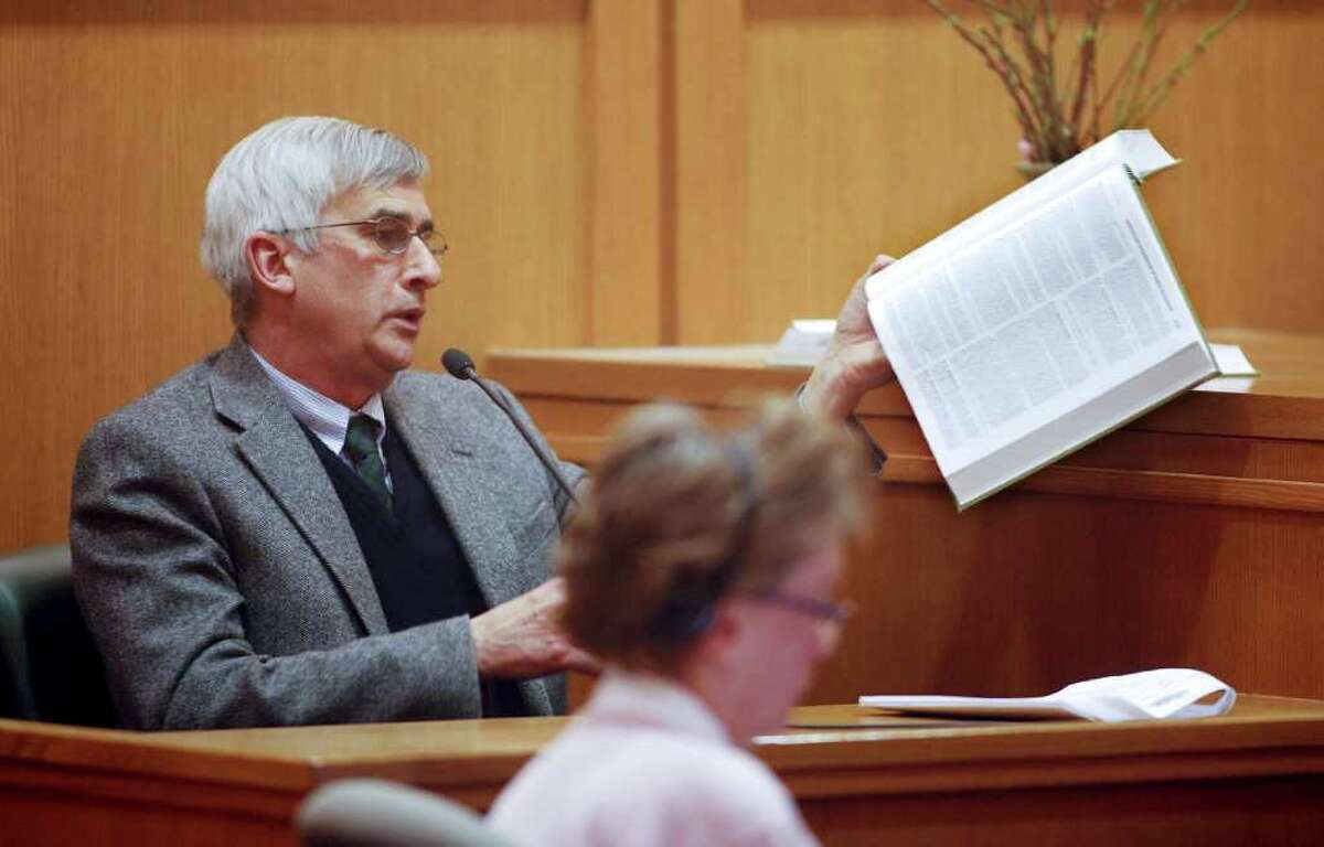 Wis. judge halts implementation of bargaining law