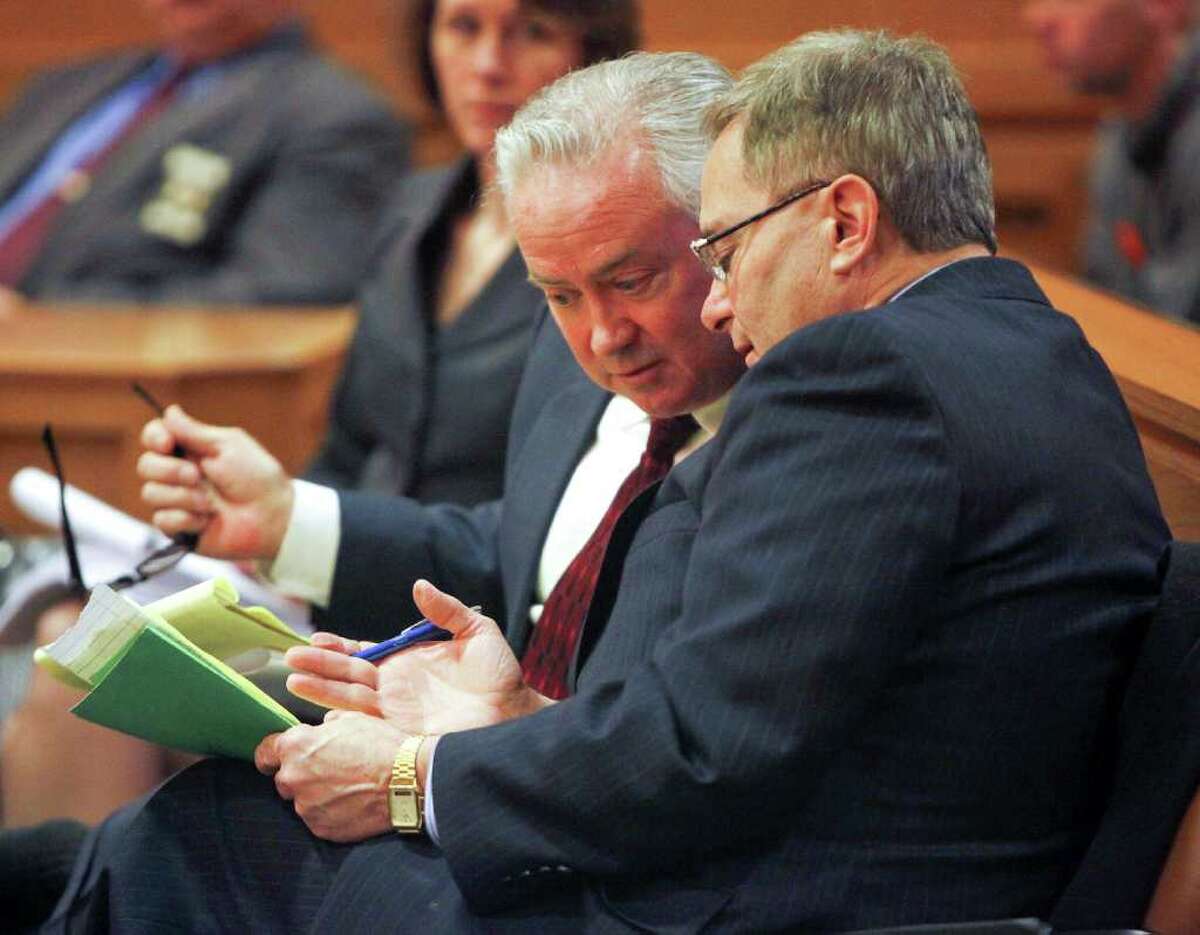 Wis. judge halts implementation of bargaining law