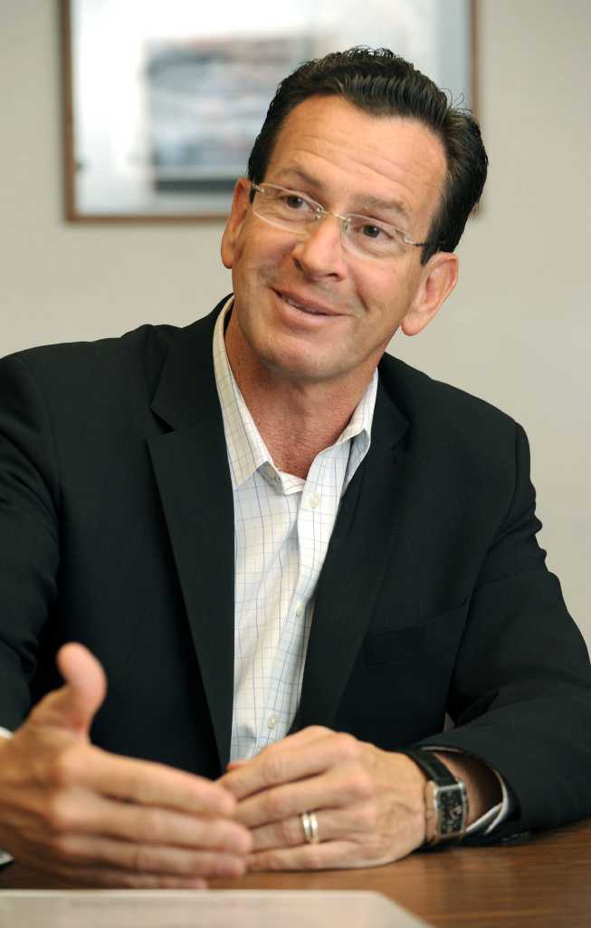 Crowd expected at governor's Danbury visit