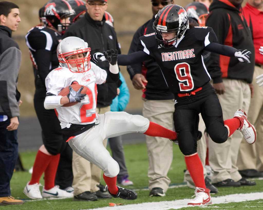 Grand opening for Northeastern Nitro women's football team