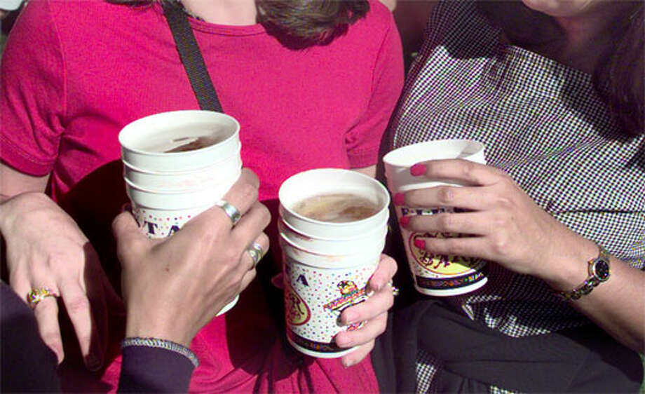 Americans belly up to the bar for binge drinking - San Antonio Express-News