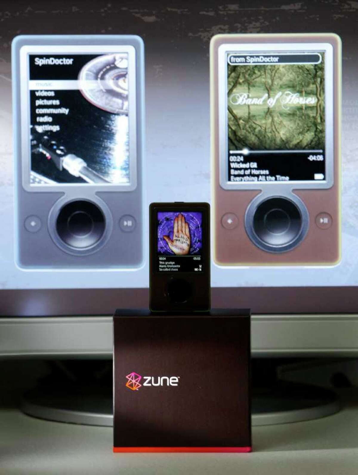 Charges: Former Microsoft employee tried to embezzle $1.5 million from ...