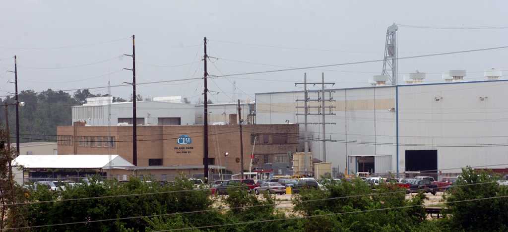 CB&I lays off engineers as work shifts to Houston