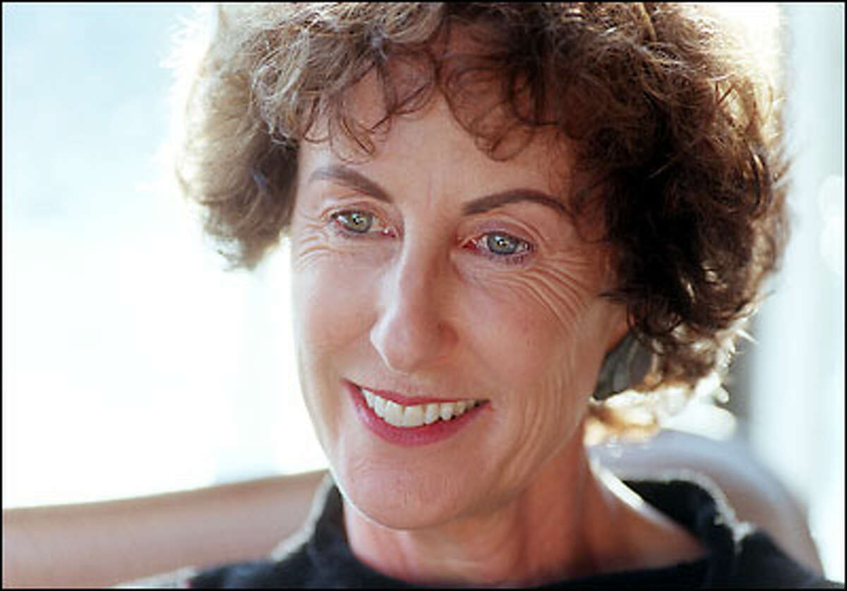 Daily News Gallery - 1/19/2001