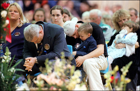 Daily News Gallery - 3/8/2001