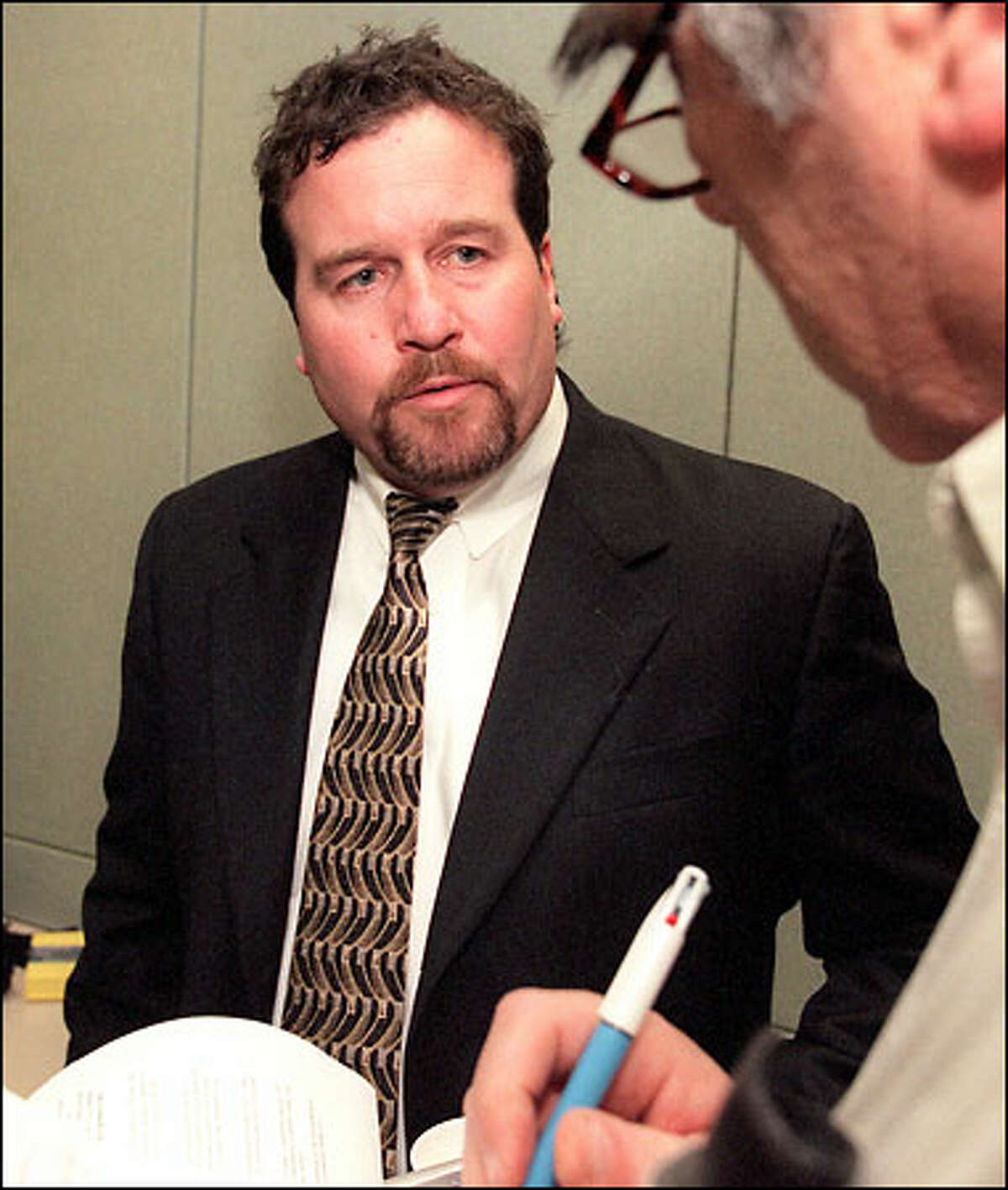 Daily News Gallery - 3/24/2001