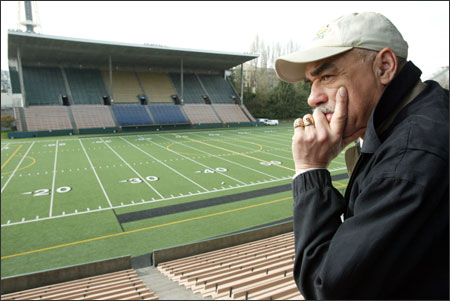 Seattle hoops legend to receive Lifetime Achievement Award