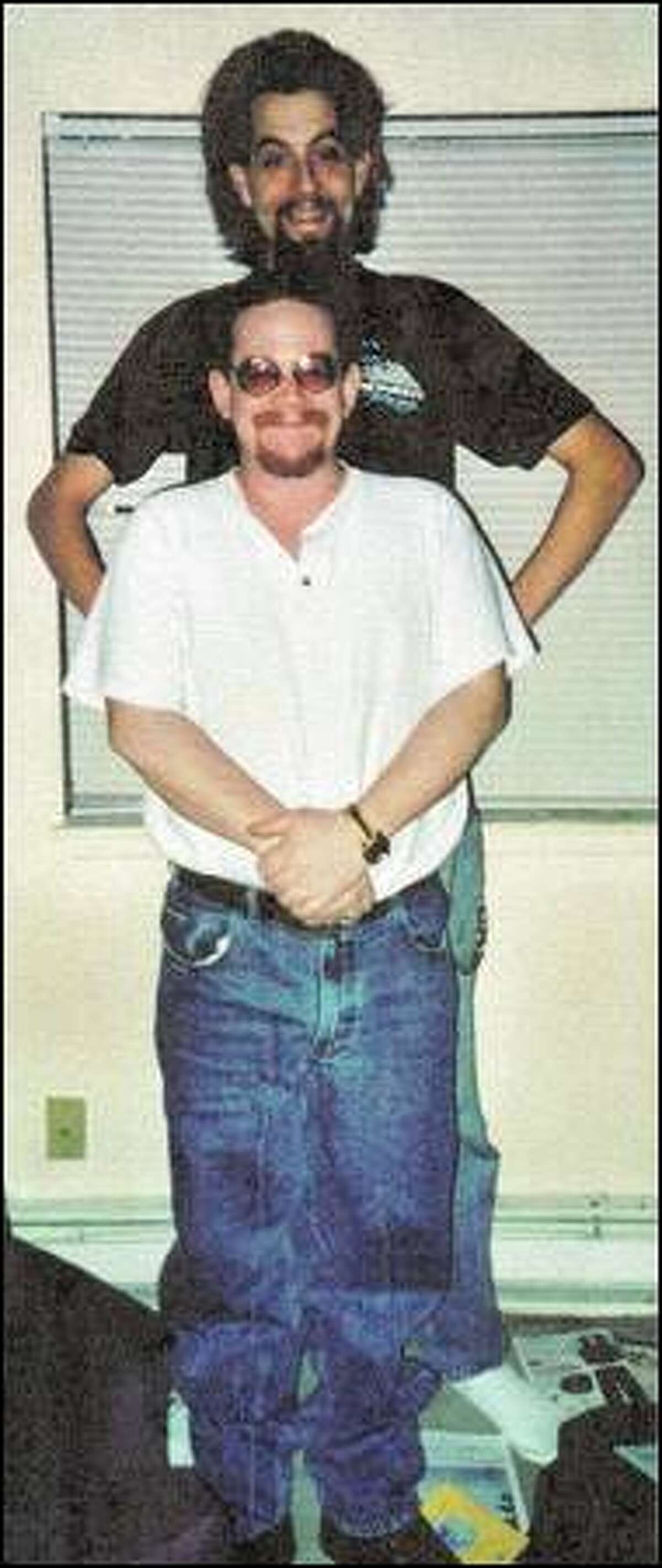 Daily News Gallery - 5/16/2002