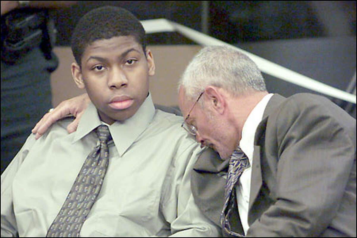 Daily News Gallery - 5/17/2001