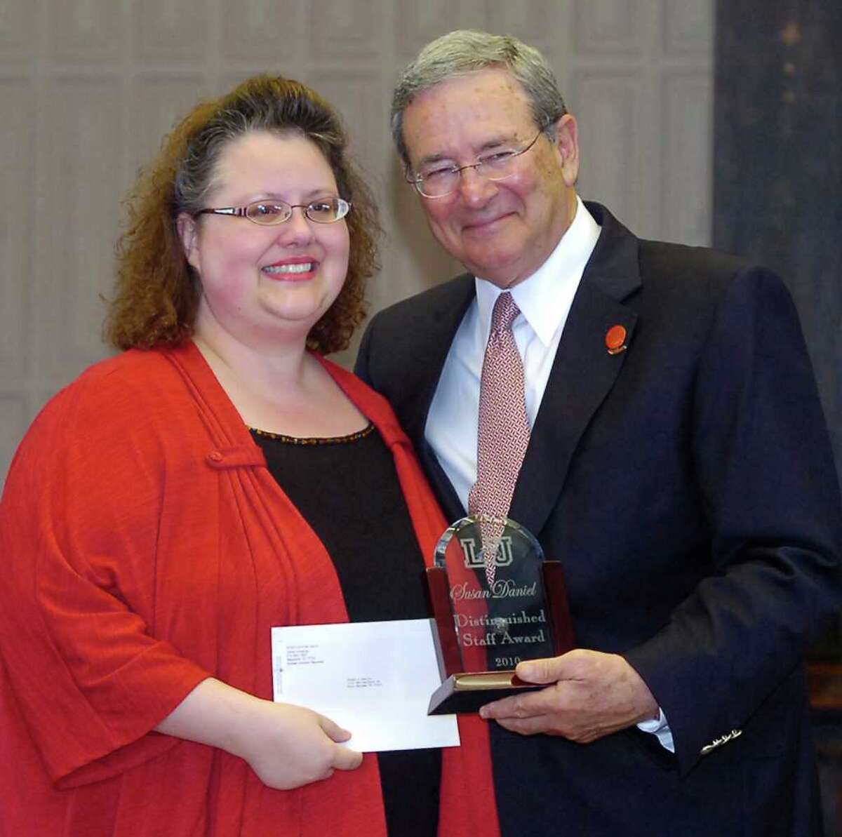 Five Lamar employees win distinguished award